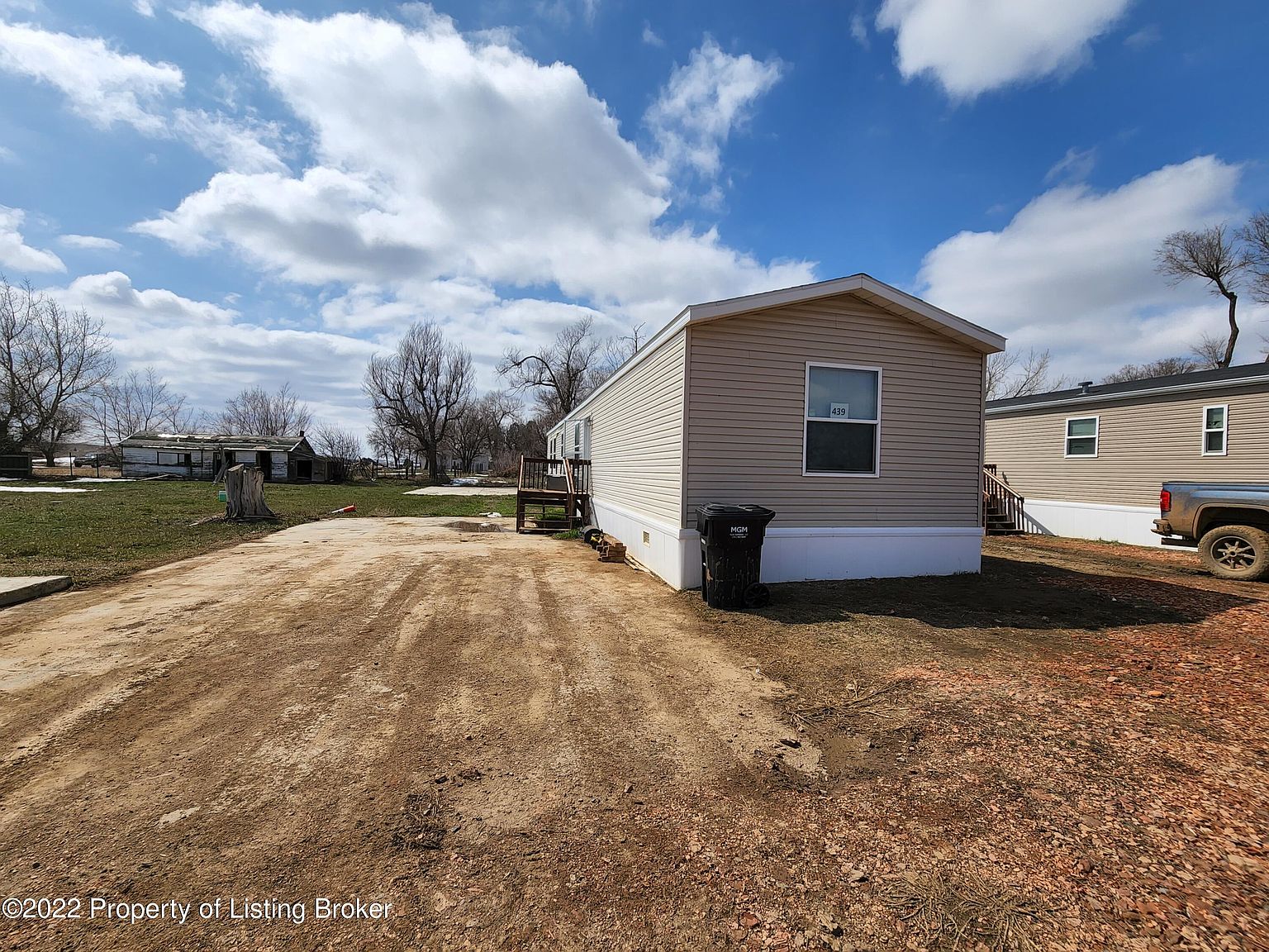 439 Mundy Ave, Dickinson, ND 58642 | Zillow