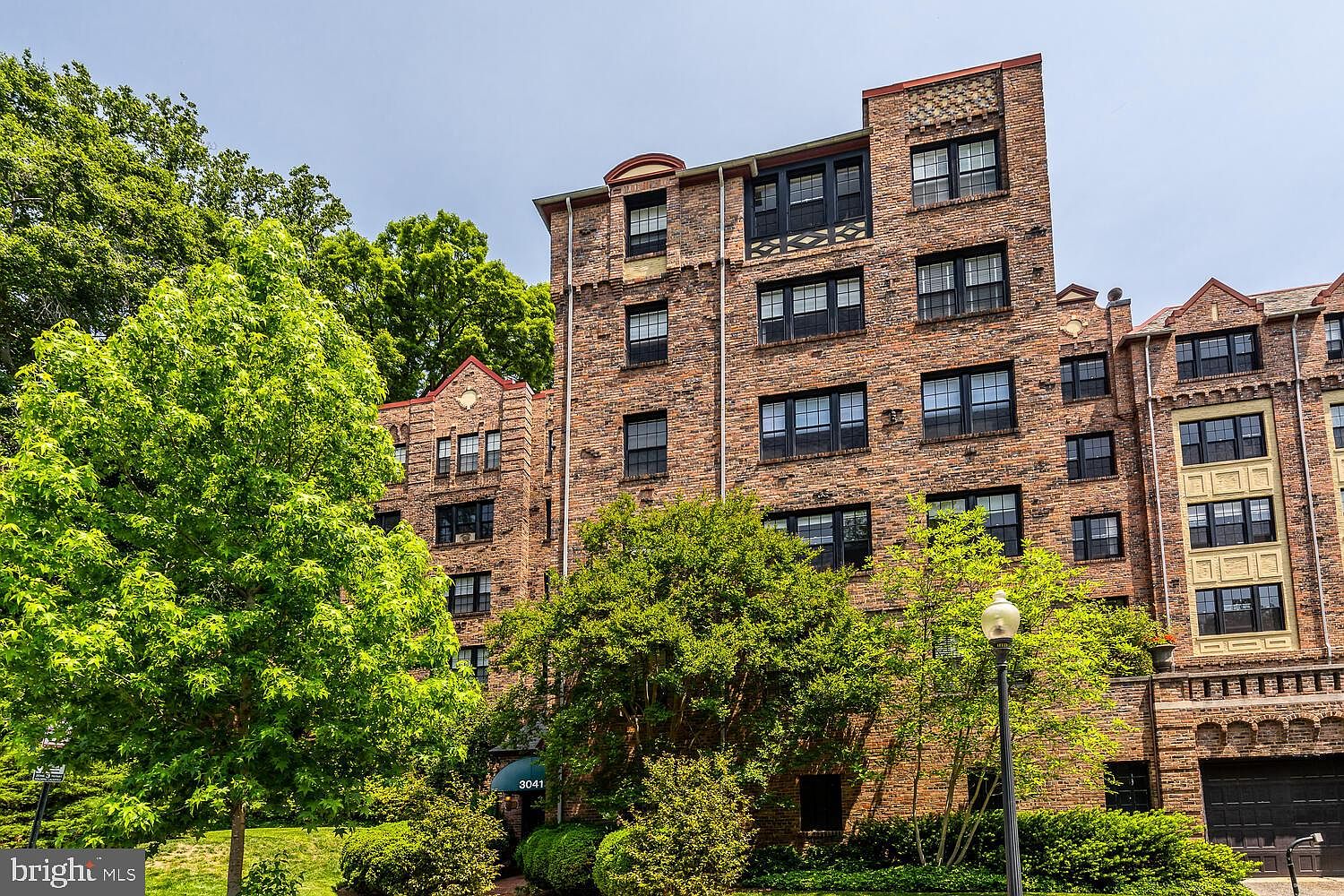 3041 Sedgwick St NW APT 401D, Washington, DC 20008 | Zillow