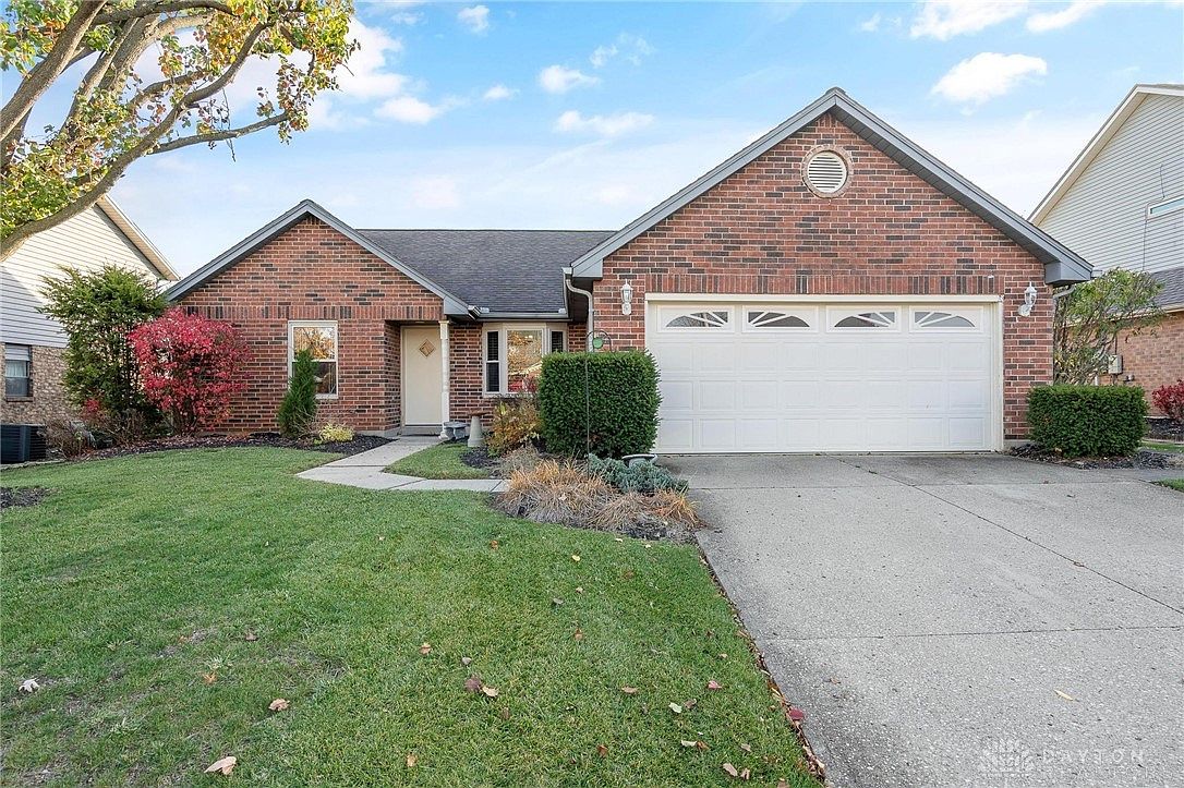 6728 Charlesgate Rd, Huber Heights, OH 45424 | Zillow
