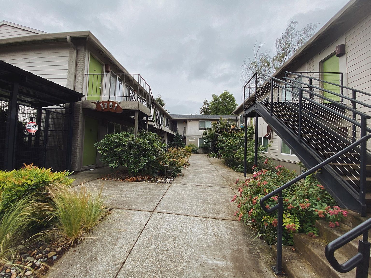 1321 SE Miller St APT 3, Portland, OR 97202 | Zillow