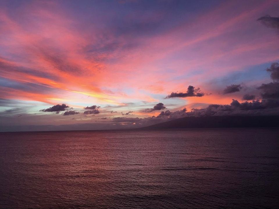 Valley Isle Resort Apartments - Lahaina, HI | Zillow