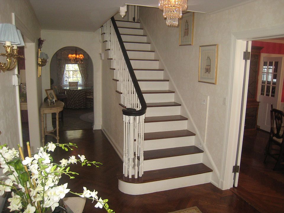 385 New Rochelle Rd, Bronxville, NY 10708 | Zillow