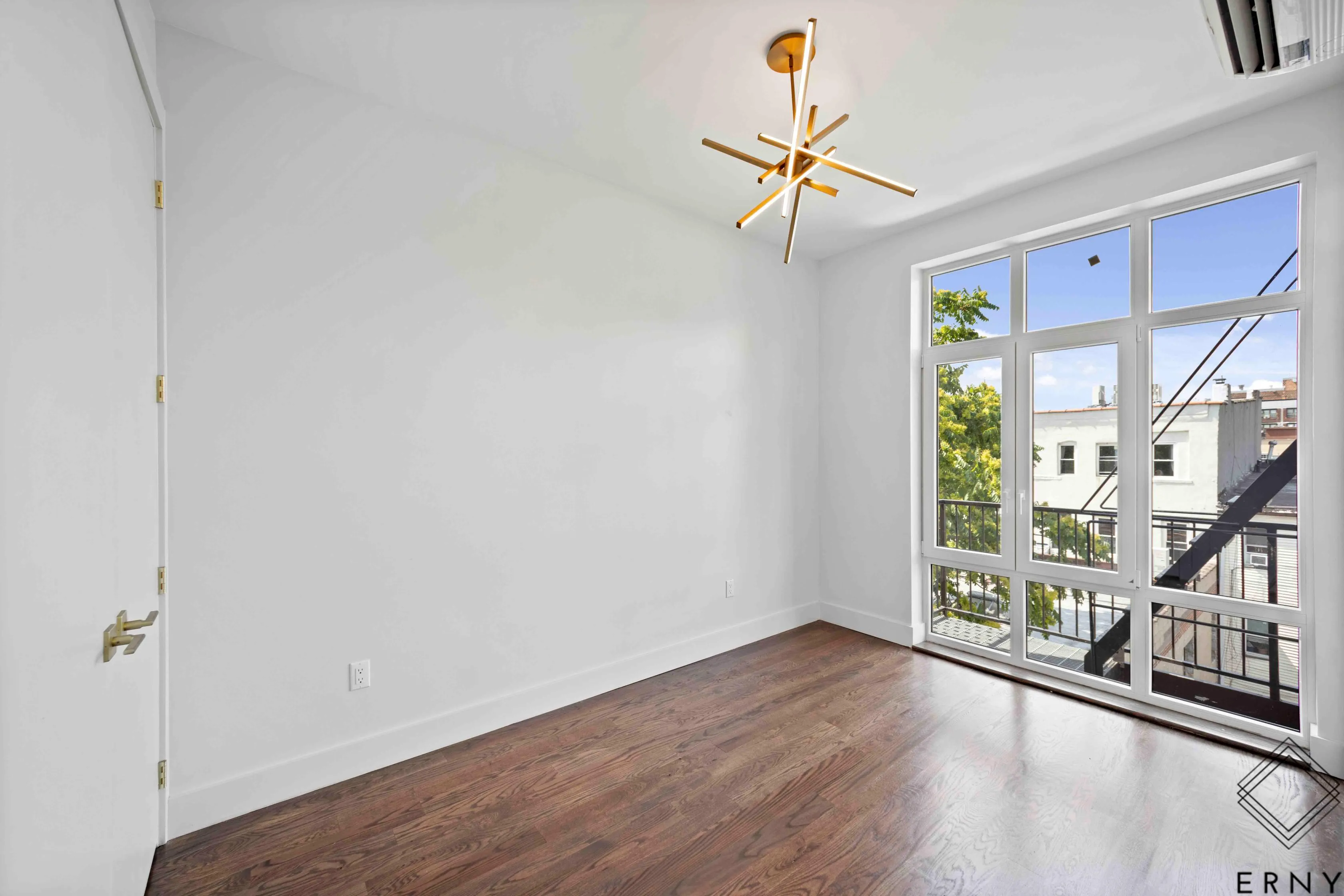 101 Varet Street #4L in Williamsburg, Brooklyn | StreetEasy