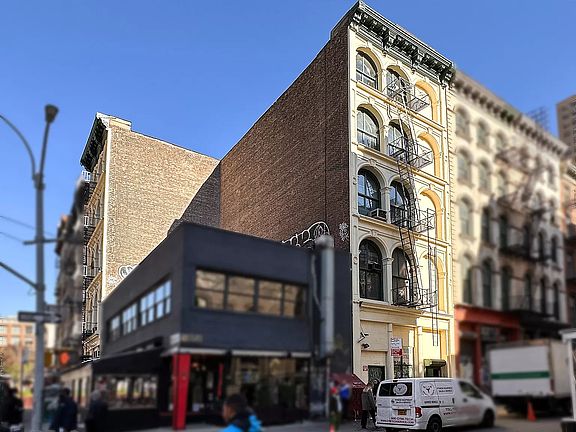 34 Walker St, New York, NY 10013 | MLS #22190276 | Zillow