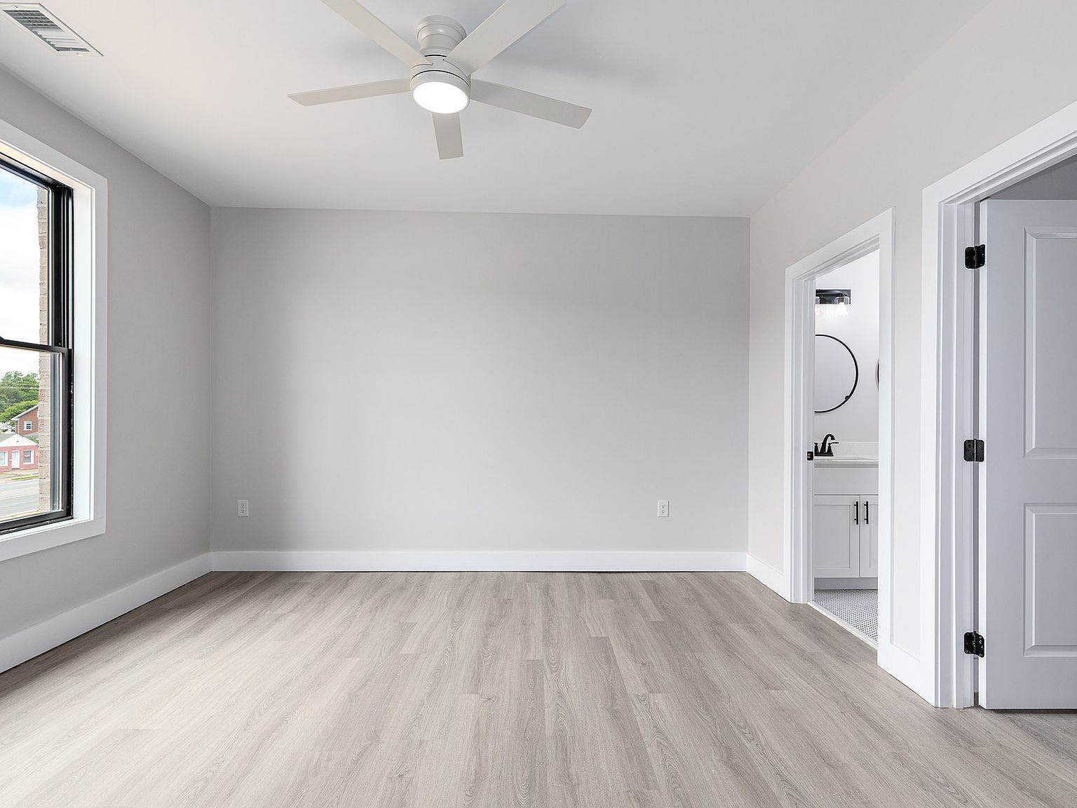 131 Center St #2112, Madison Heights, VA 24572 | Zillow
