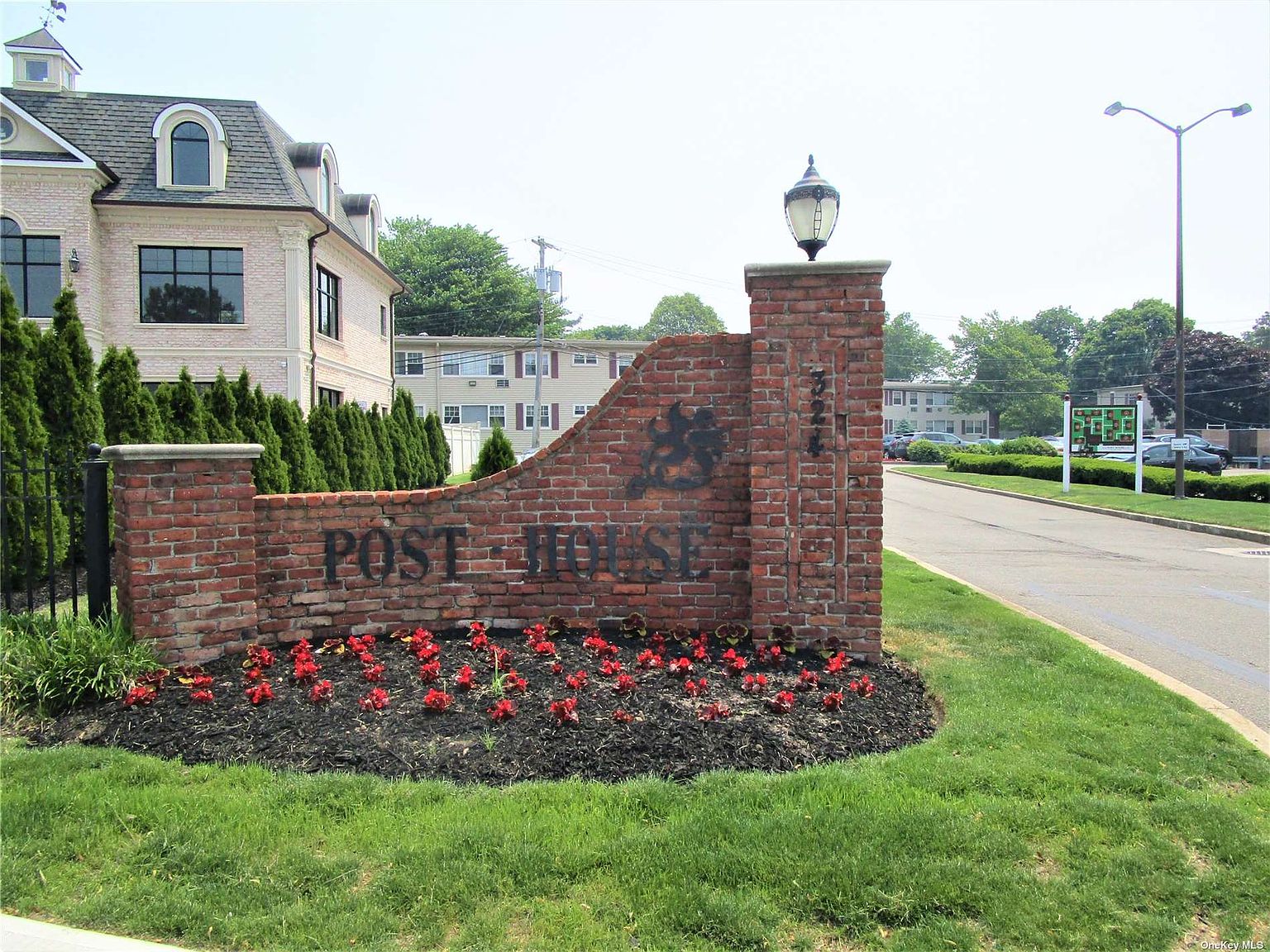 324 Post Avenue UNIT 5-J, Westbury, NY 11590 | Zillow