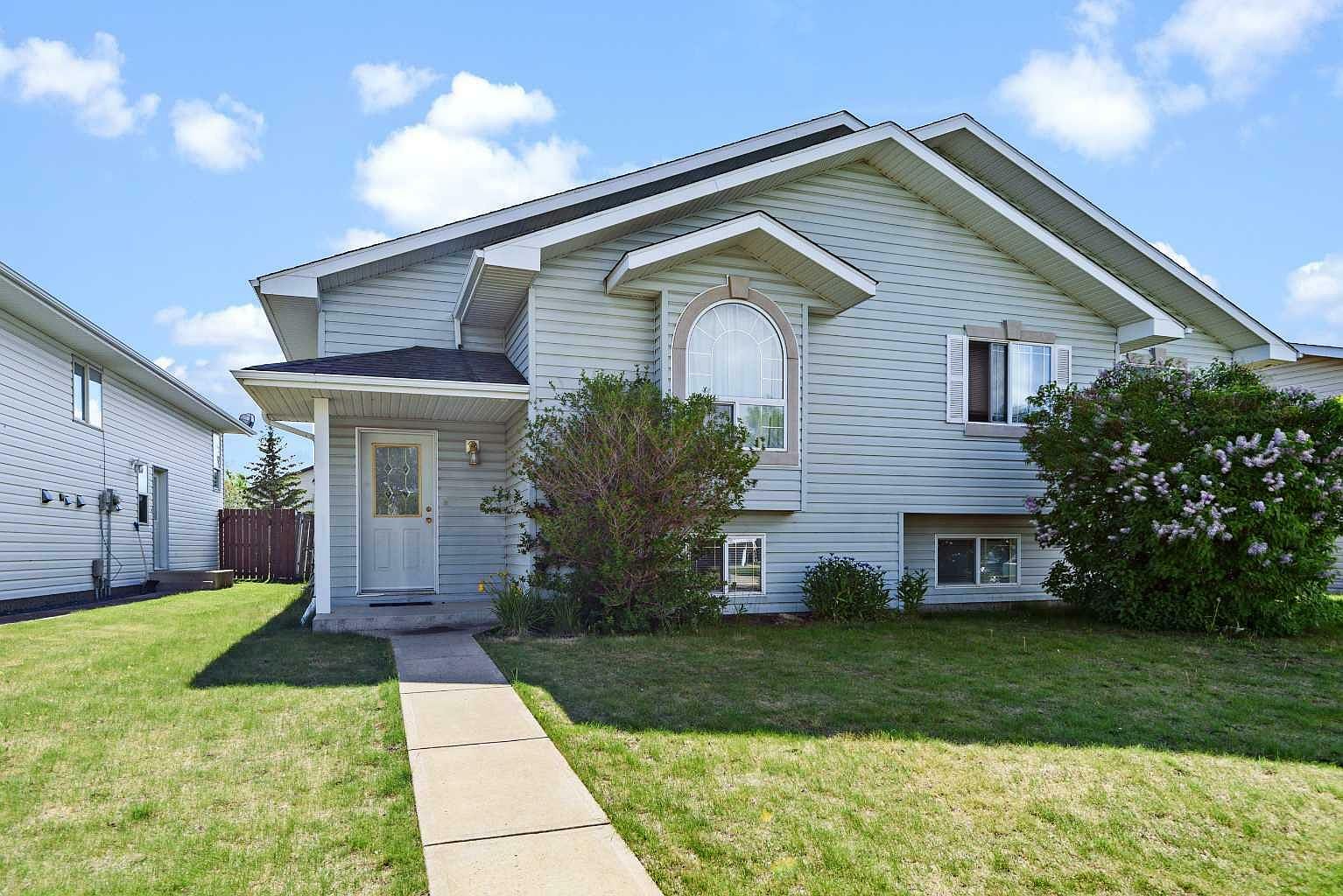 58 E Old Boomer Rd, Sylvan Lake, AB T4S 1Z1 | Zillow