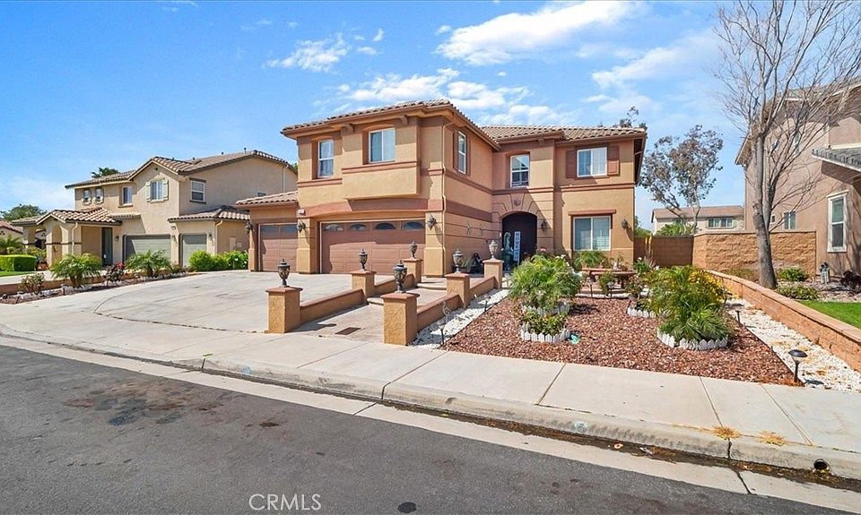 6849 Perkins Ct, Corona, CA 92880 | MLS #DW24063885 | Zillow