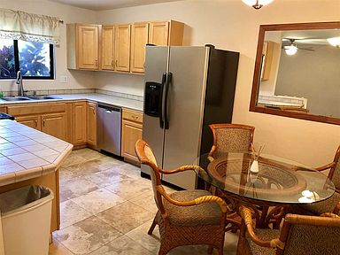15 Kulanihakoi St APT 17A, Kihei, HI 96753 | Zillow
