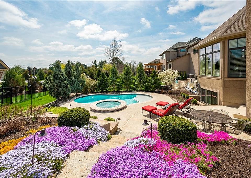 14147 Juniper St, Leawood, KS 66224 | Zillow