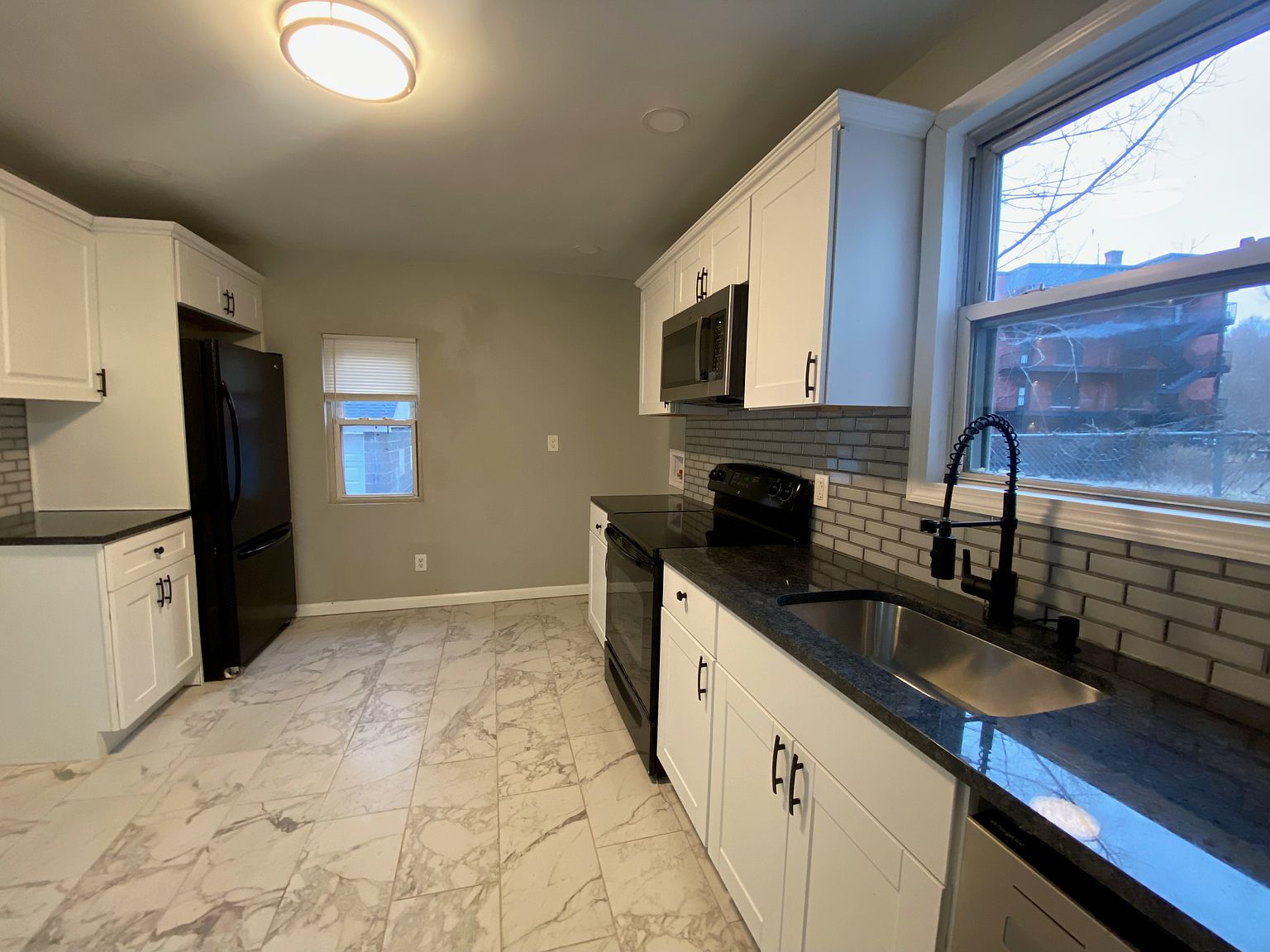 108 Marble St #1, Springfield, MA 01105 | Zillow
