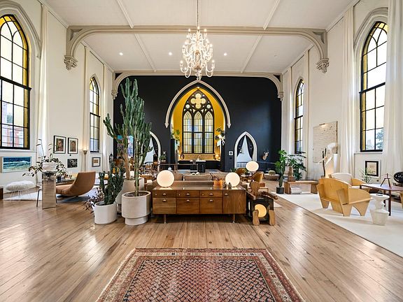 1835 Baymiller St, Cincinnati, OH 45214 | MLS #1777025 | Zillow