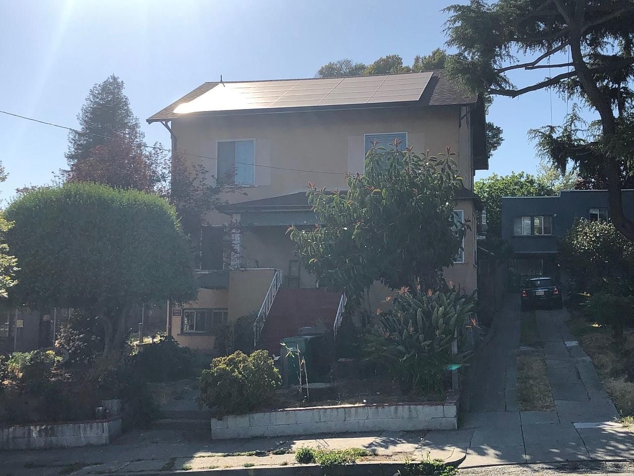 571 Spruce St, Oakland, CA 94606 | Zillow