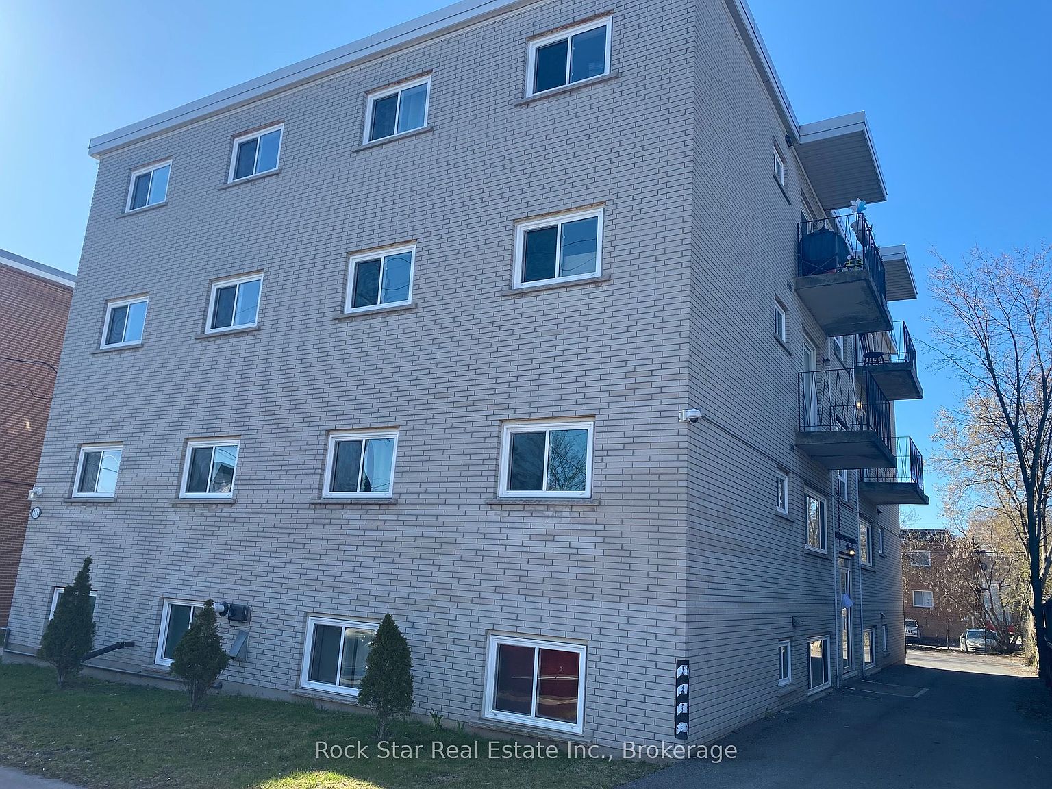 246 Adelaide St, Kingston, ON K7K 1Y8 | Zillow