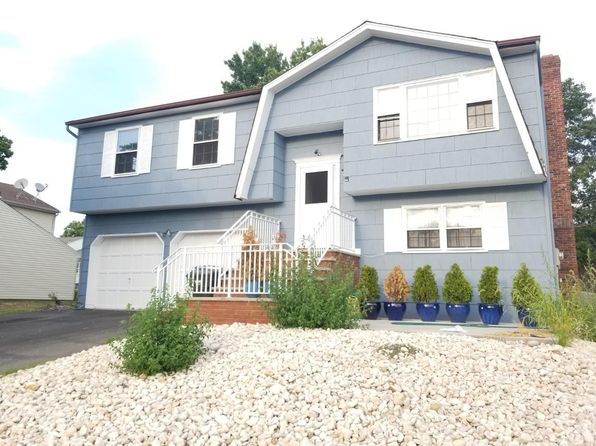 3 Bedroom Houses for Rent in Edison NJ - 7 houses | Zillow