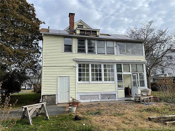 2019 Park Ave, Bridgeport, CT 06604 | Zillow