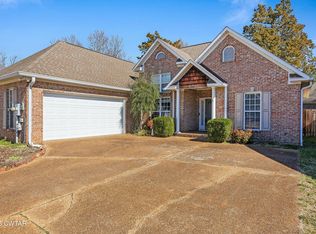 82 Bedford Farms Dr, Jackson, TN 38305 | MLS #2500589 | Zillow