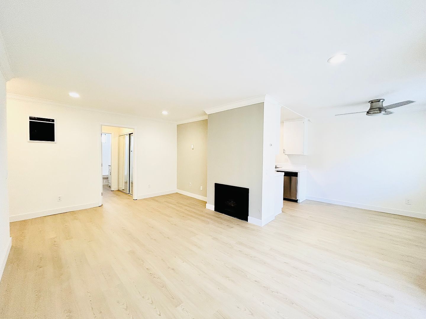 3760 & 3764 Delmas Ter #19, Los Angeles, CA 90034 | Zillow