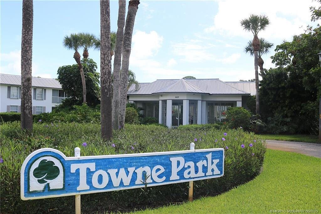 802 SE Central Pkwy APT 11, Stuart, FL 34994 | MLS #RX-10936358 | Zillow