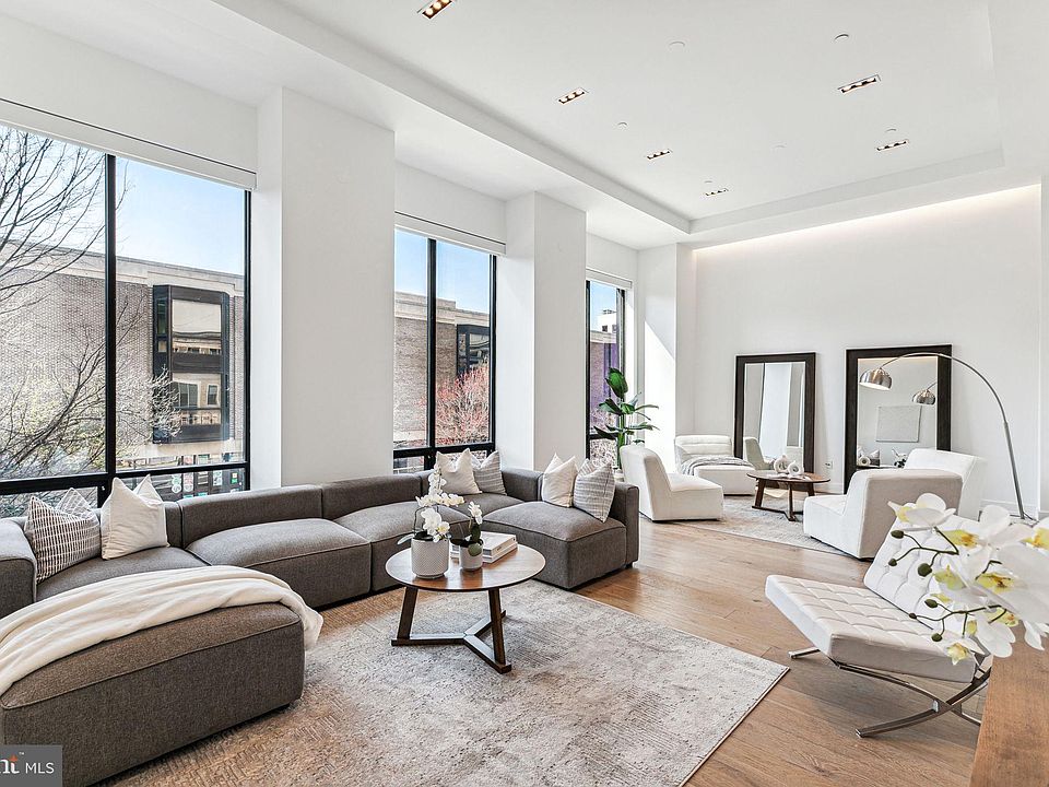 2207 Chestnut St APT 2, Philadelphia, PA 19103 | MLS #PAPH2335300 | Zillow