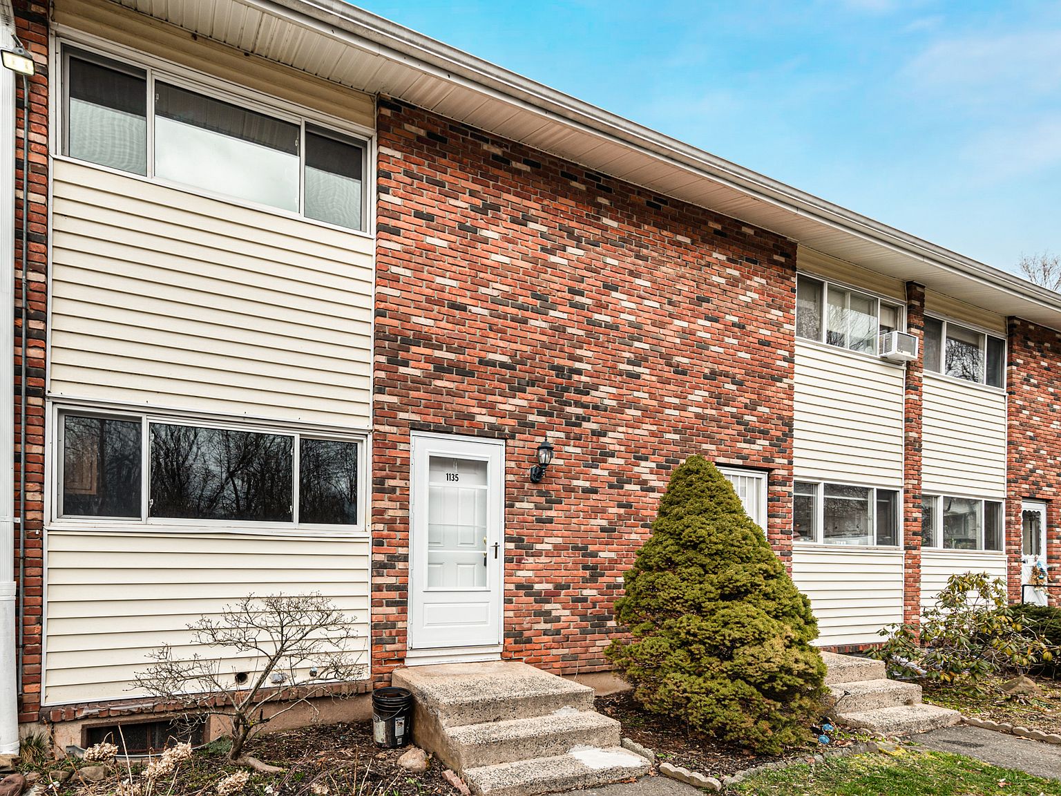 1135 Waterbury Rd UNIT 1135, Cheshire, CT 06410 | Zillow