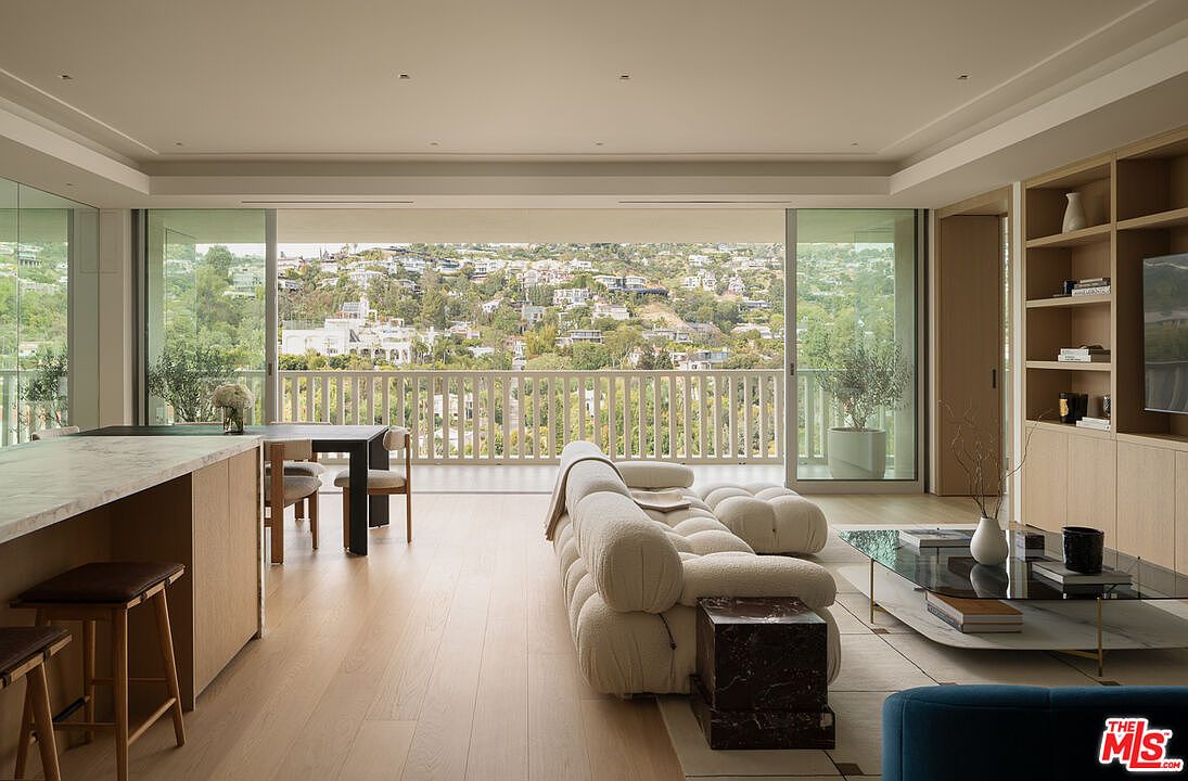 9255 Doheny Rd APT 1703, West Hollywood, CA 90069 | Zillow