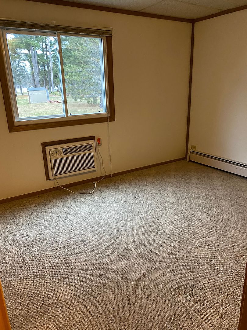 1810 Neupert Ave #A, Schofield, WI 54476 | Zillow