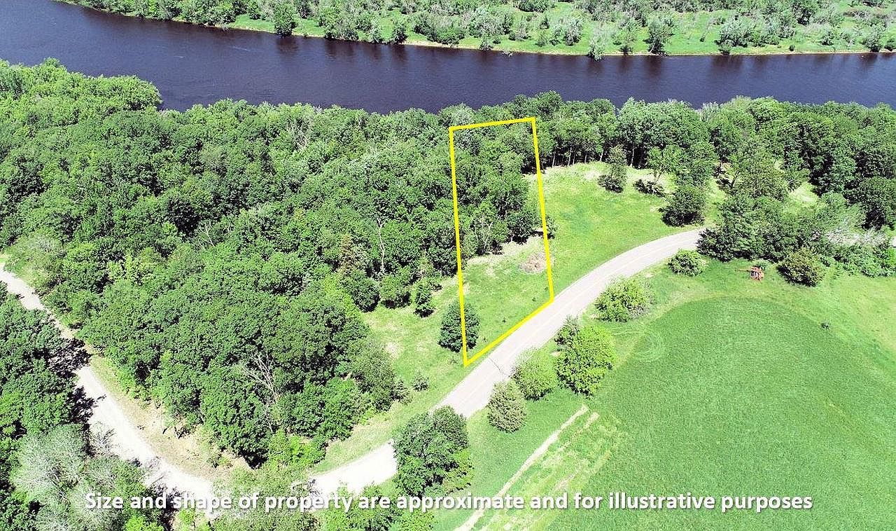 L25 Hillside Drive #25, Wisconsin Dells, WI 53965 | MLS #1978852 | Zillow