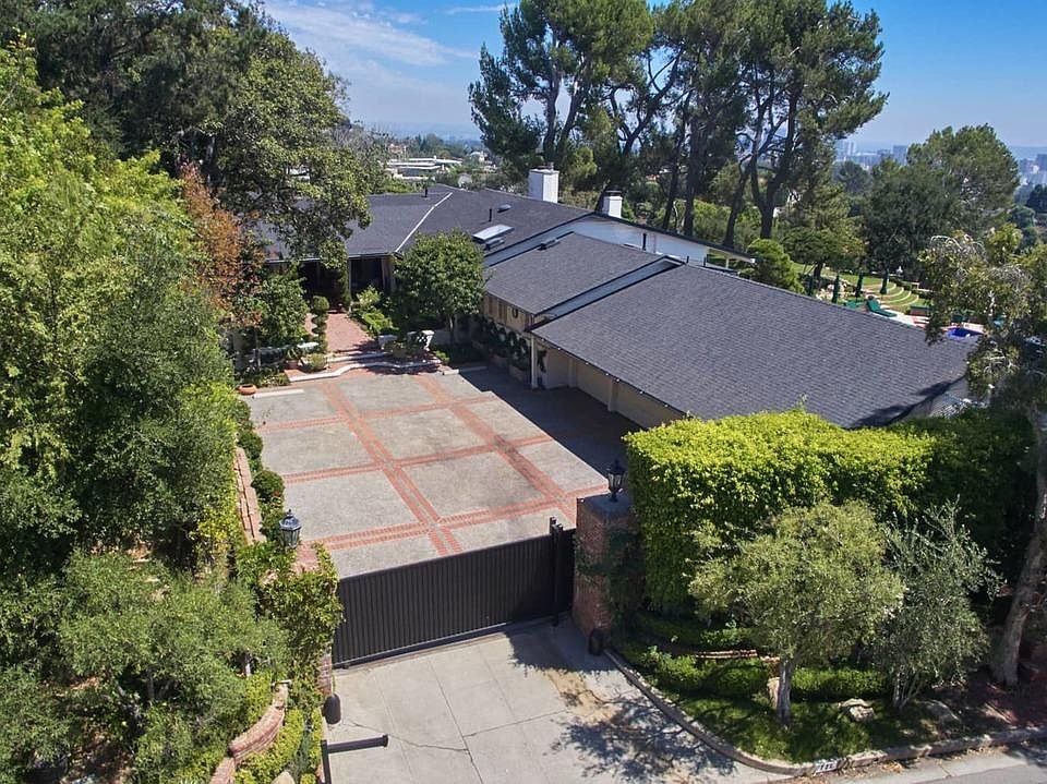 728 Linda Flora Dr, Los Angeles, CA 90049 | Zillow