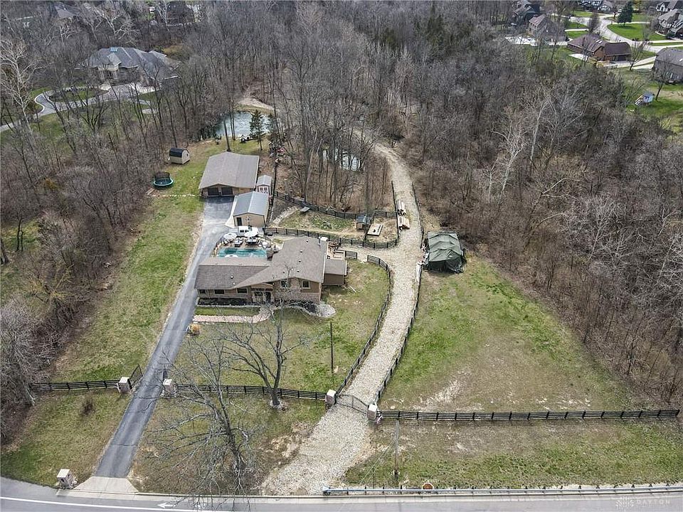 1015 W Lytle 5 Points Rd, Springboro, OH 45066 | Zillow