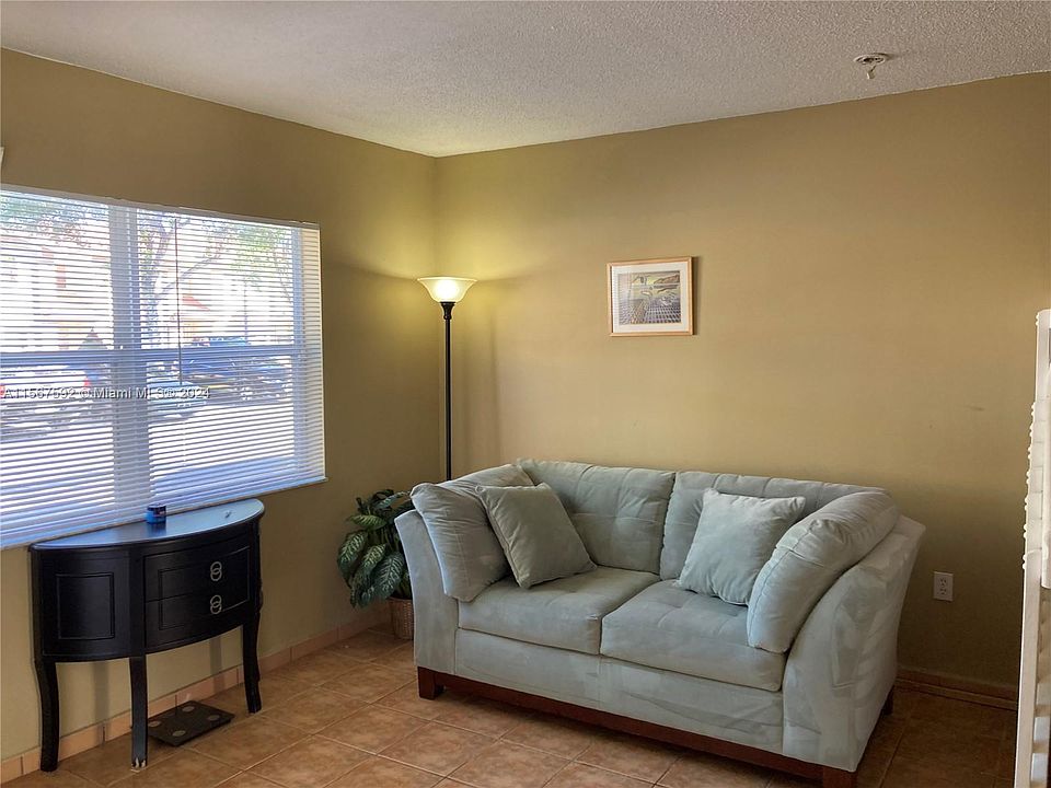 6348 SW 138th Path, Miami, FL 33183 | Zillow