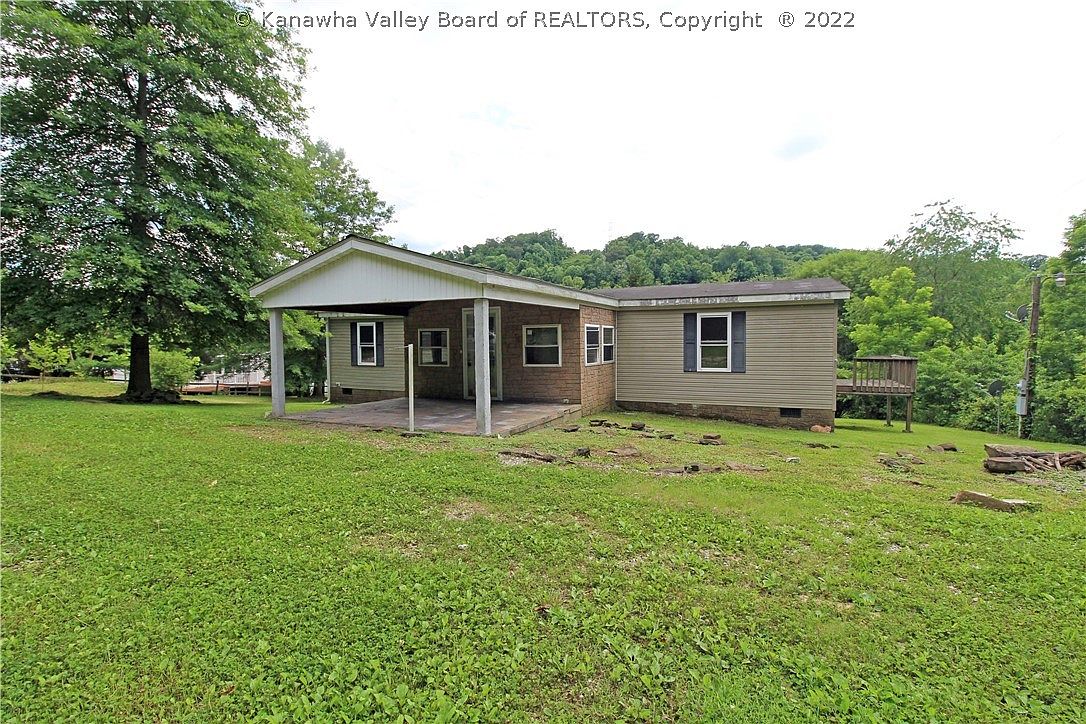 723 Dupont Rd, Poca, WV 25159 | Zillow