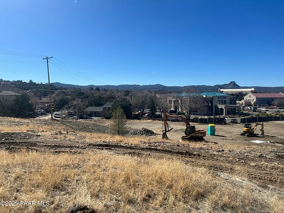 1109 E Gurley St, Prescott, AZ 86303 | MLS #1071301 | Zillow