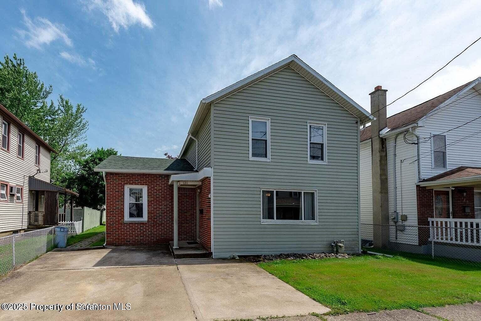 121 Cedar St, Exeter, PA 18643 | Zillow