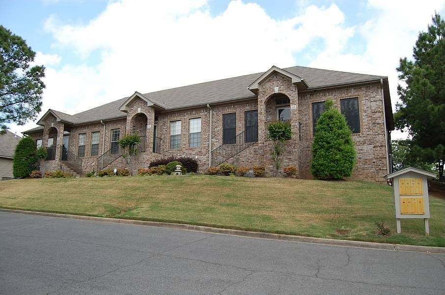 69 Reservoir Heights Dr, Little Rock, AR 72227 | Zillow