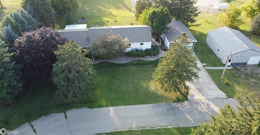 407 S Dubuque St, Albion, IA 50005 | Zillow