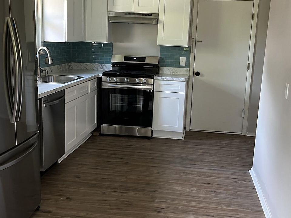819 Patterson Ave Apt A Akron Oh 44310 Zillow