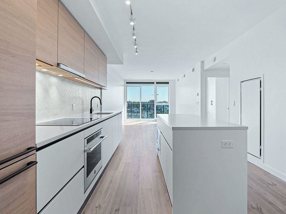 13428 105th Ave #1607, Surrey, BC V3T 1Z4 | MLS #R2830109 | Zillow