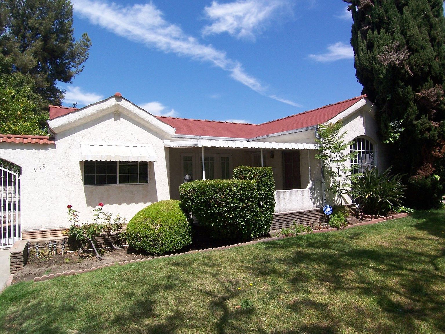 939 S Burnside Ave, Los Angeles, CA 90036 | Zillow