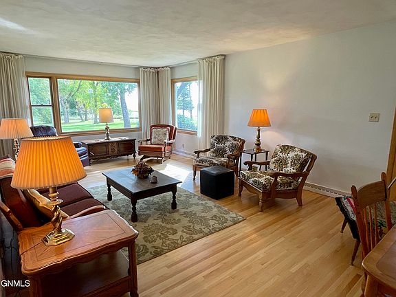 10385 20th St SE, Rogers, ND 58479 | MLS #4010078 | Zillow