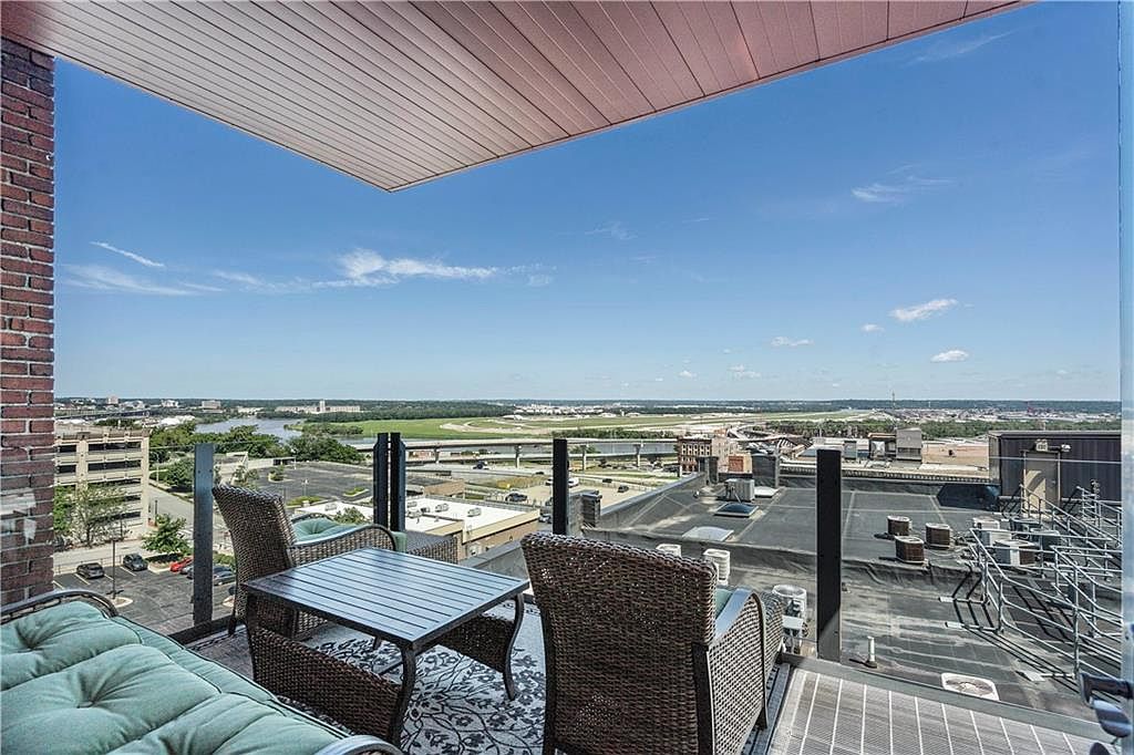 712 Broadway Blvd #701, Kansas City, MO 64105 | Zillow