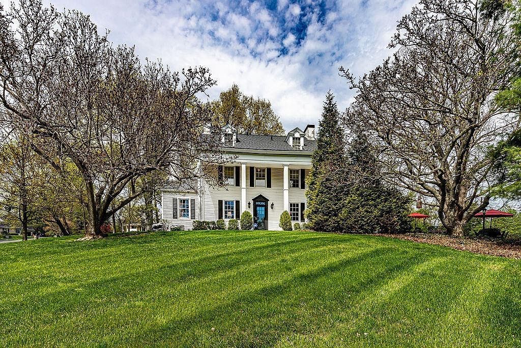 5656 Cleves Warsaw Rd, Cincinnati, OH 45238 | Zillow