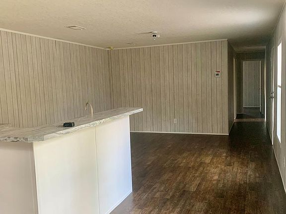 1889 N McDonald Rd, Waycross, GA 31503 | Zillow