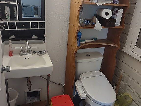 2824 N 156th St, Basehor, KS 66007 | Zillow