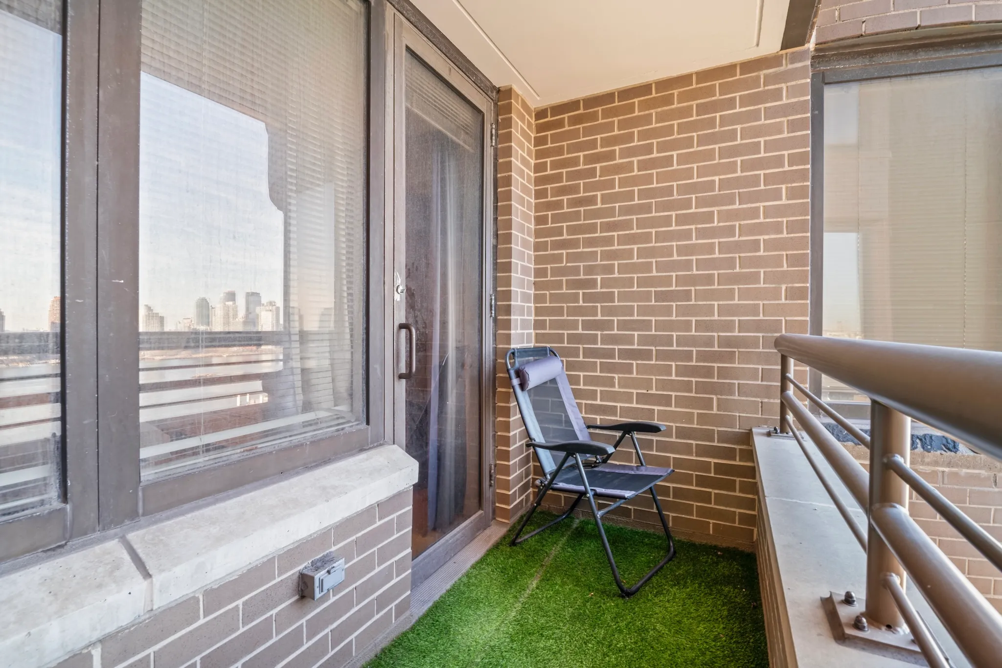 330 East 38th Street #21K in Murray Hill, Manhattan | StreetEasy