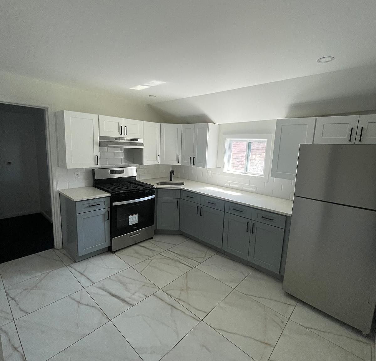 1049 Magnolia Ave APT 2R, Elizabeth, NJ 07201 | Zillow
