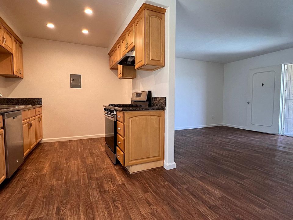 3207 W Ball Rd #13, Anaheim, CA 92804 | Zillow