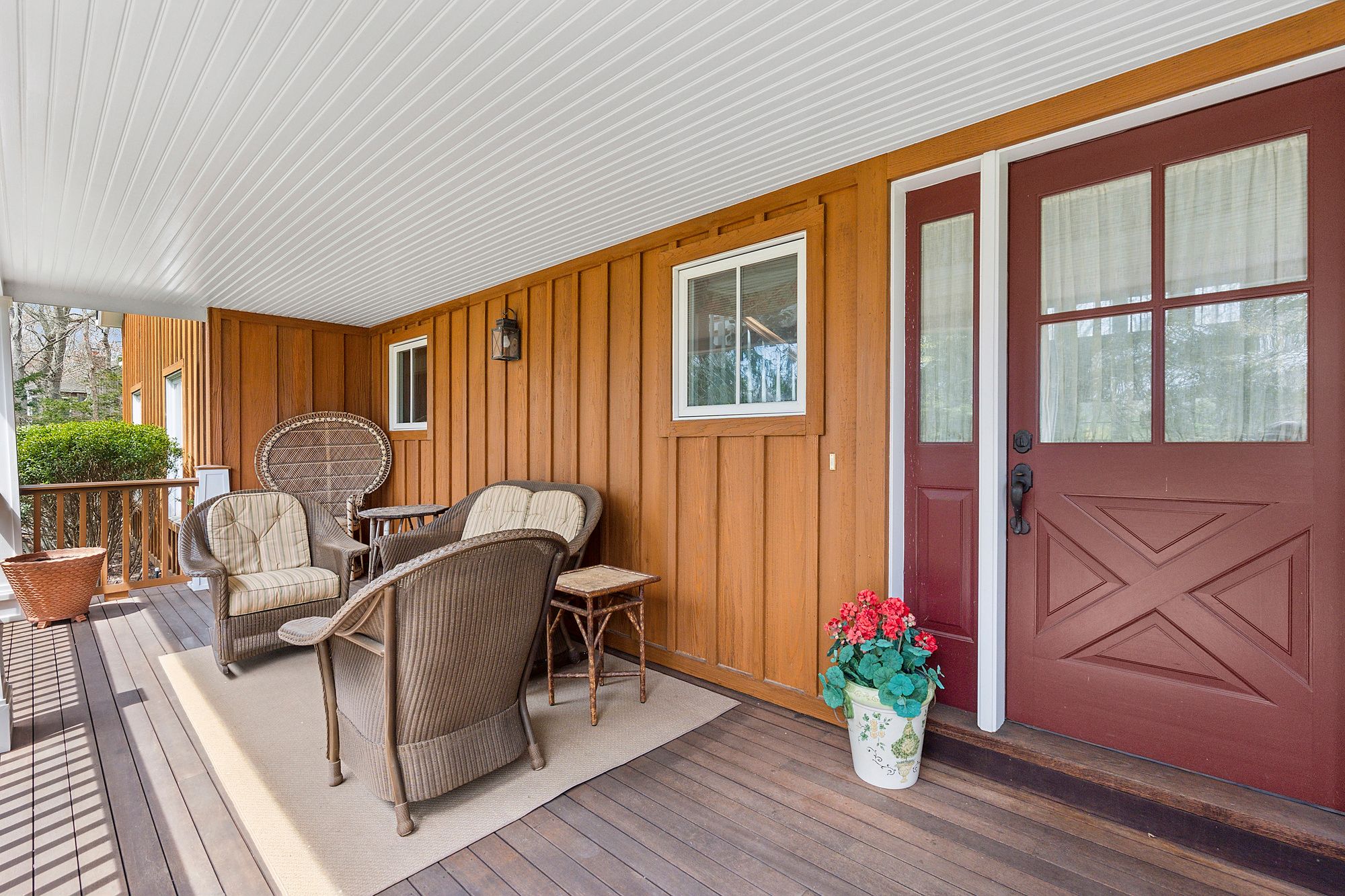 179 Bay Ave E, Hampton Bays, NY 11946 | Out East