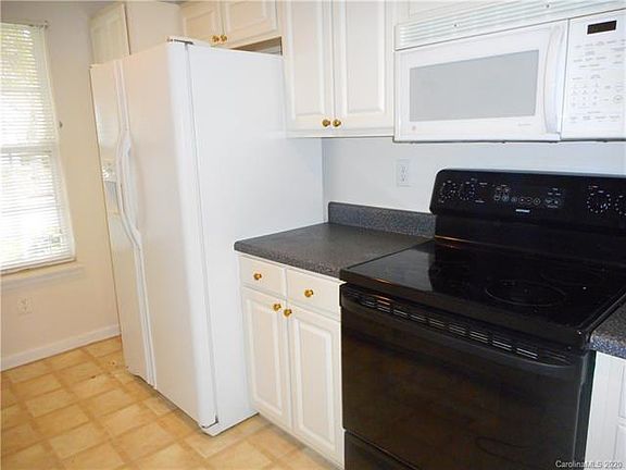 1957 University Heights Ln, Charlotte, NC 28213 | Zillow
