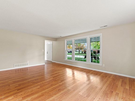 4106 Gallmeyer Ct, Fort Wayne, IN 46835 | MLS #202339510 | Zillow